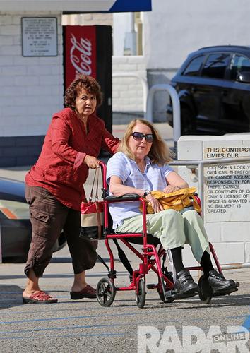 Struggling Starlet! Actress Teri Garr’s Frightening Multiple Sclerosis ...