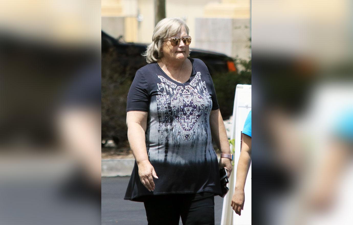 Debbie Rowe Approves Of Paris Jackson’s Boyfriend