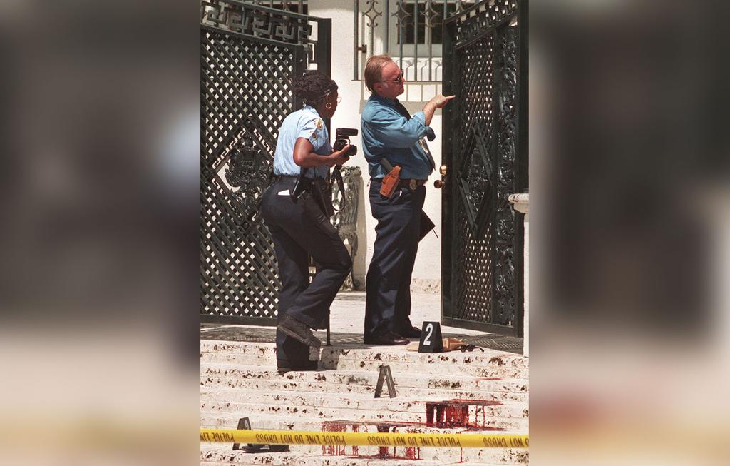 Gianni Versace ‘American Crime Story’ Miami Murder Scene