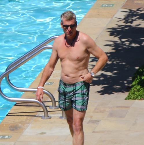 Pool Party! Father Of The Bride Joe Simpson Takes A Dip With Rumored ...