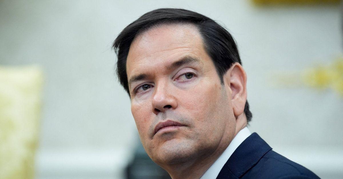 Scammers' AI Signal Accounts Used Marco Rubio's Name In Security Breach