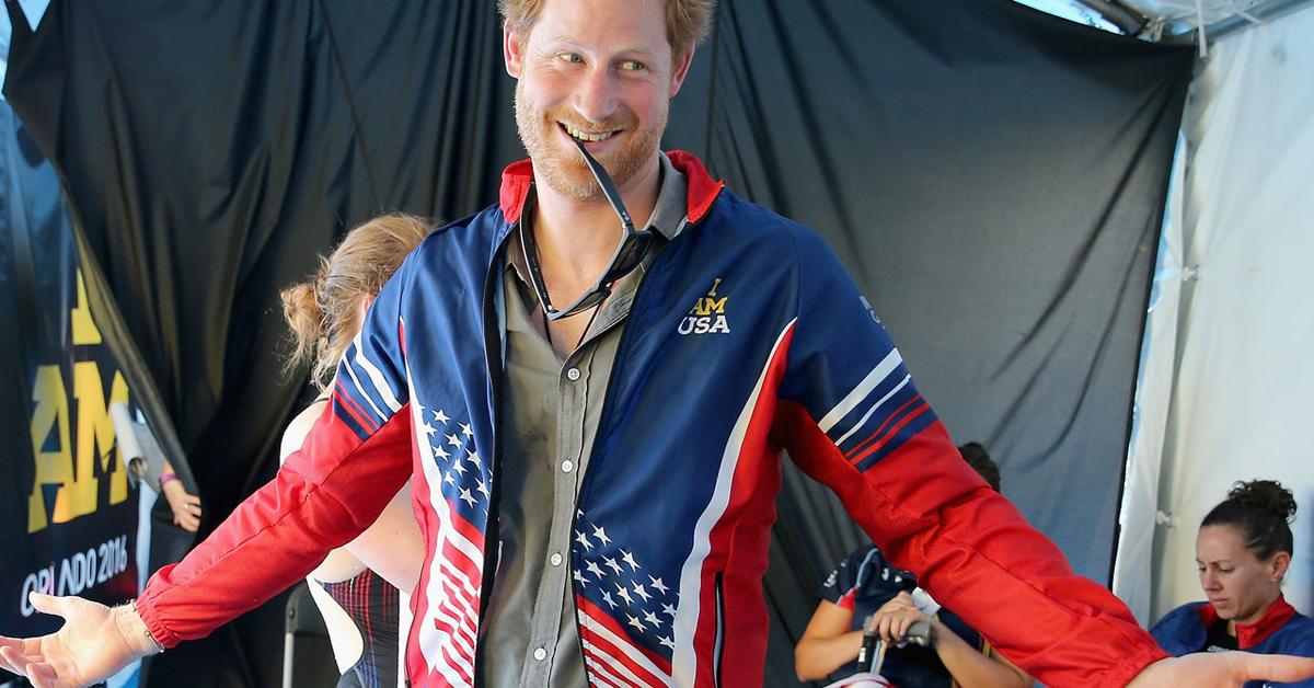 Video: Prince Harry Puts On Speedo During Invictus Games