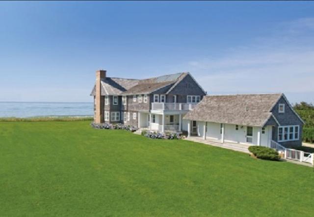 Paradise In NY: See Inside Billy Joel’s Beachfront Vacation Home