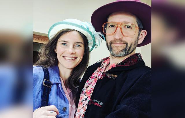 Amanda Knox Is Pregnant With First Child, One Month After Revealing ...