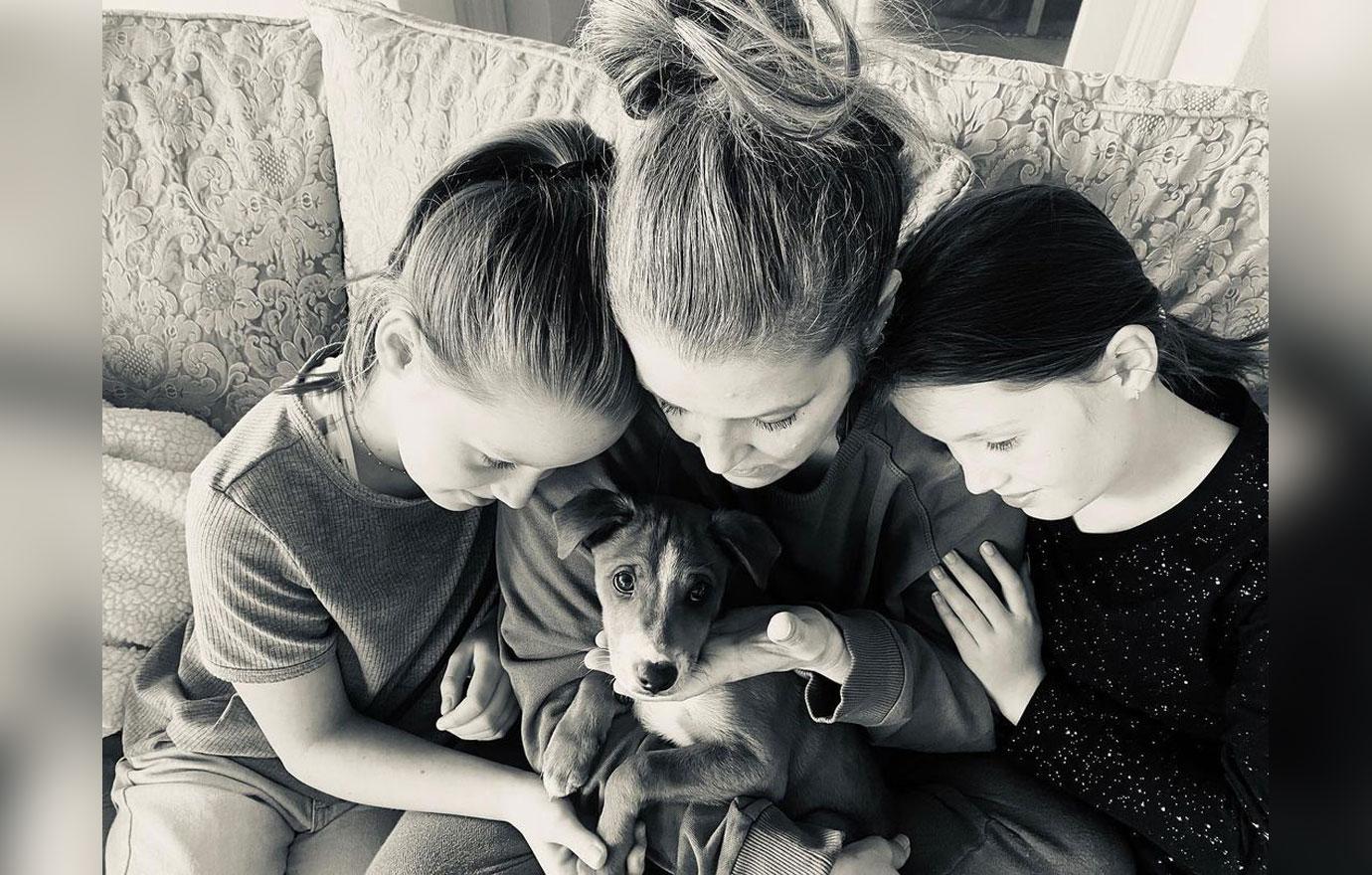 Lisa Marie Presley’s 14-Year-Old Twins ‘Traumatized’ By Mom’s Death At ...