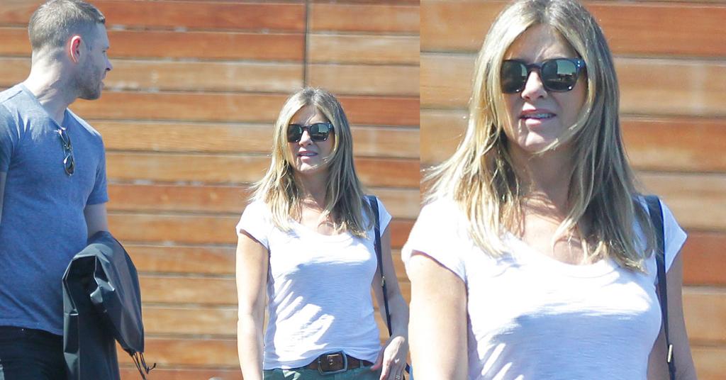 Pics Jennifer Aniston Nipples Breasts No Bra White T Shirt Shows