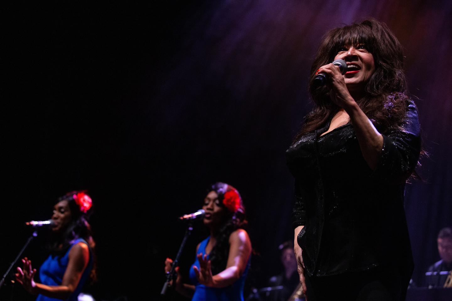 Ronettes Singer Ronnie Spector Dies Of Cancer At 78