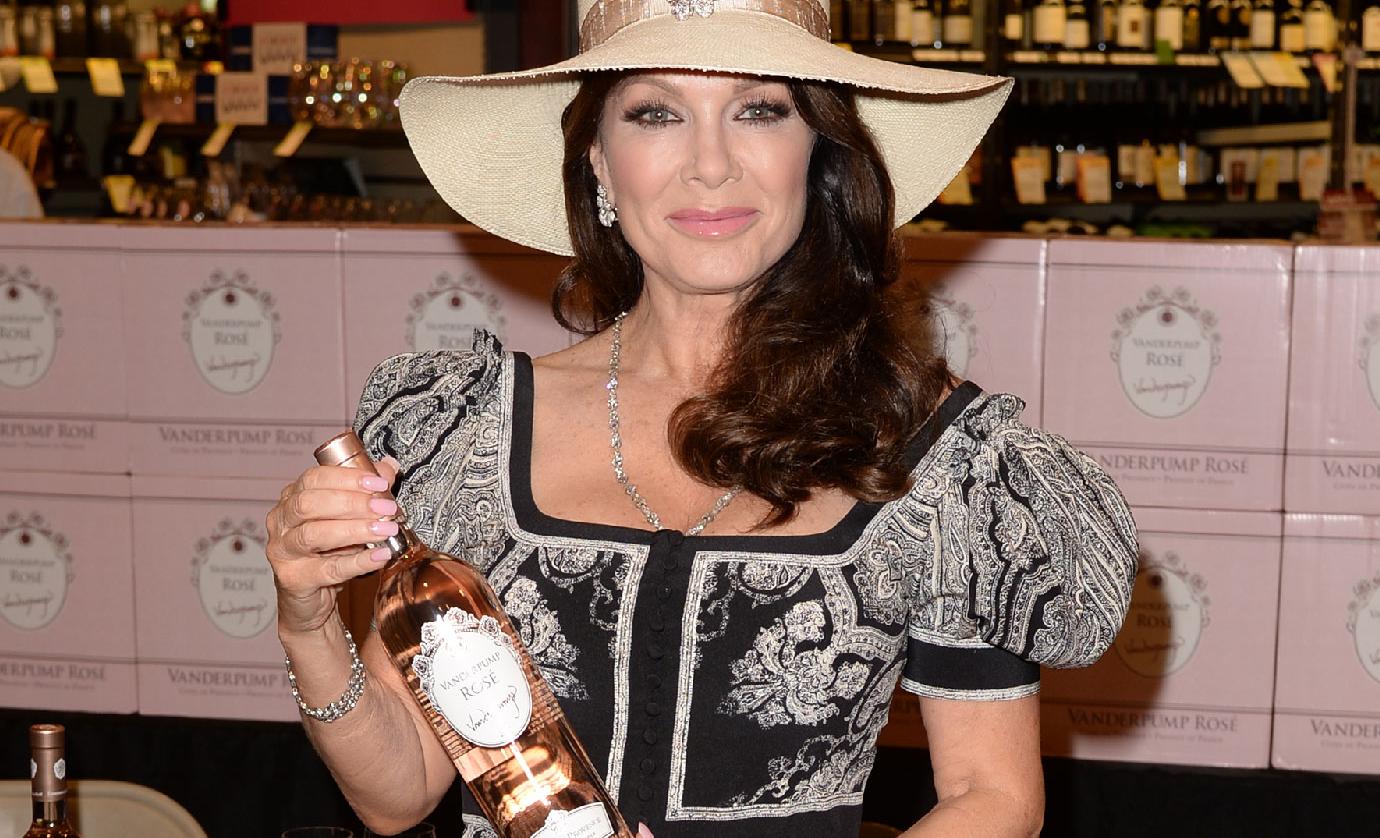 Lisa Vanderpump Prepares To Open New Bar In Los Angeles