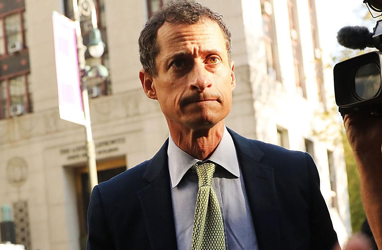 Anthony Weiner Sentenced: 21 Months In Prison For Underage Sexting