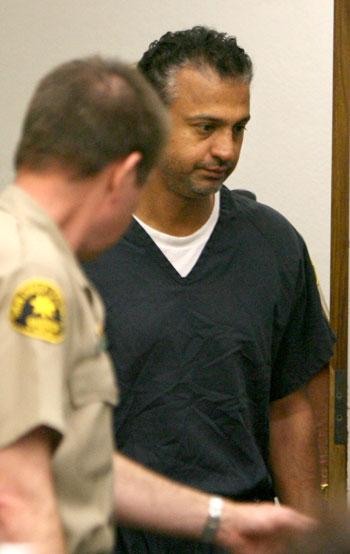 REPORT: Stabbing Victim Of 'The 40 Year Old Virgin' Actor Admits To ...