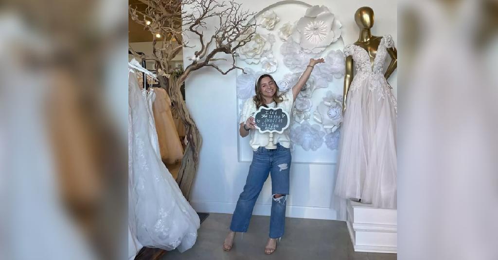 Mary Lou Retton Sparks Backlash by Wedding Dress Shopping After ...