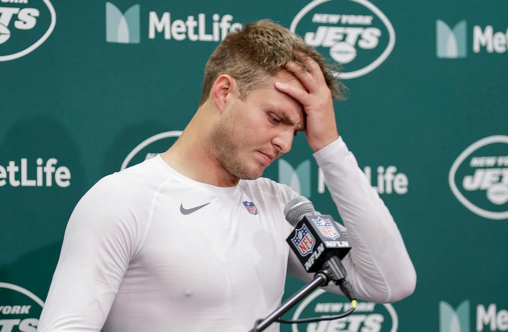 Clock's Ticking: Bet On Another Primetime Dud From Zach Wilson For A ...