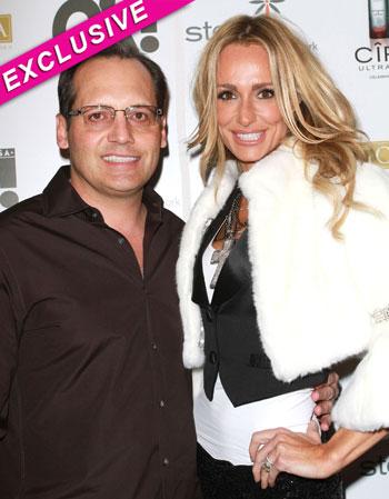 Taylor Armstrong Inks Book Deal; To Include Abuse Photos Of Battered Face
