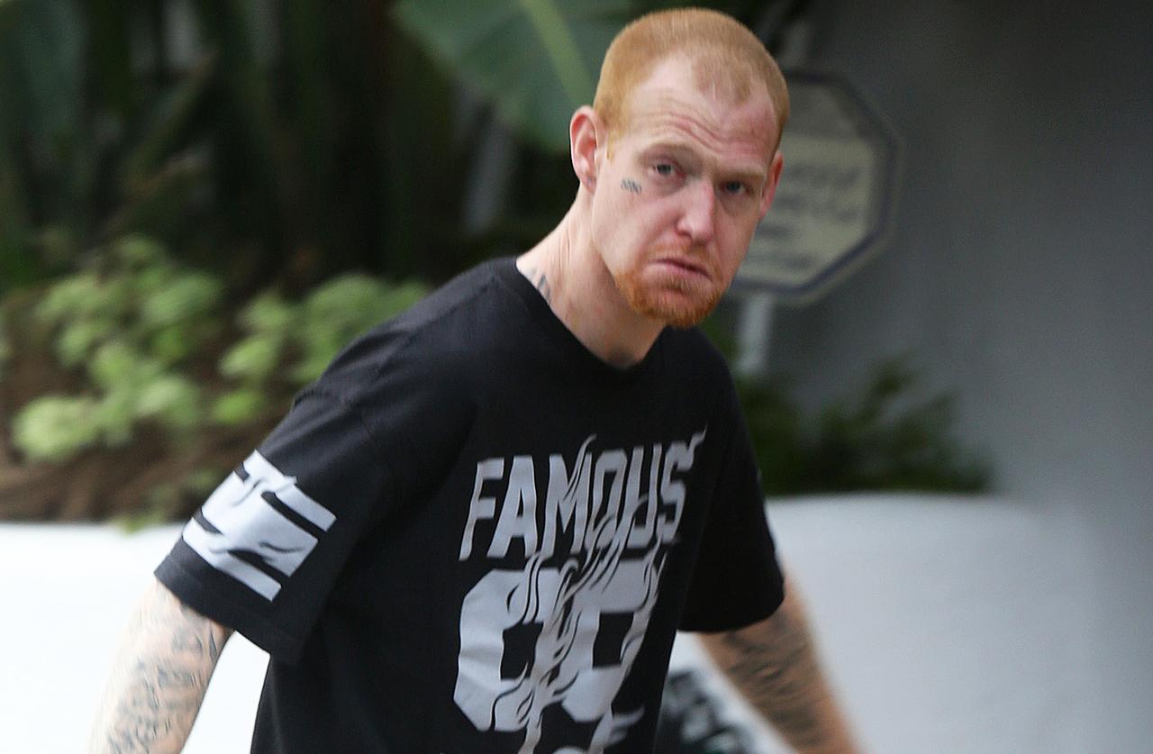 Redmond O’Neal Diagnosed With Schizophrenia, 'Hears Voices' As He Faces ...