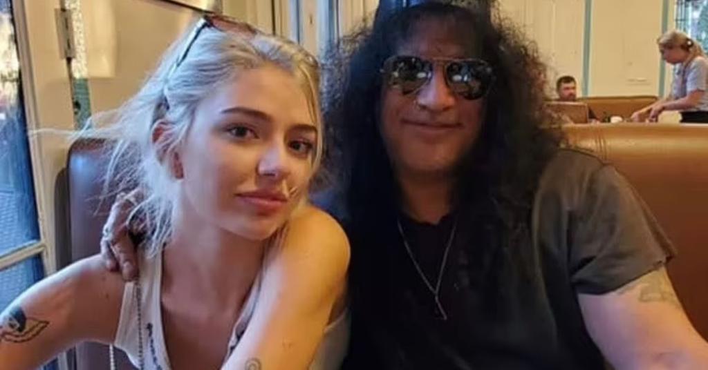 Slash's Stepdaughter's Suicide Laid Bare: 'She Left Packet of Goodbye ...