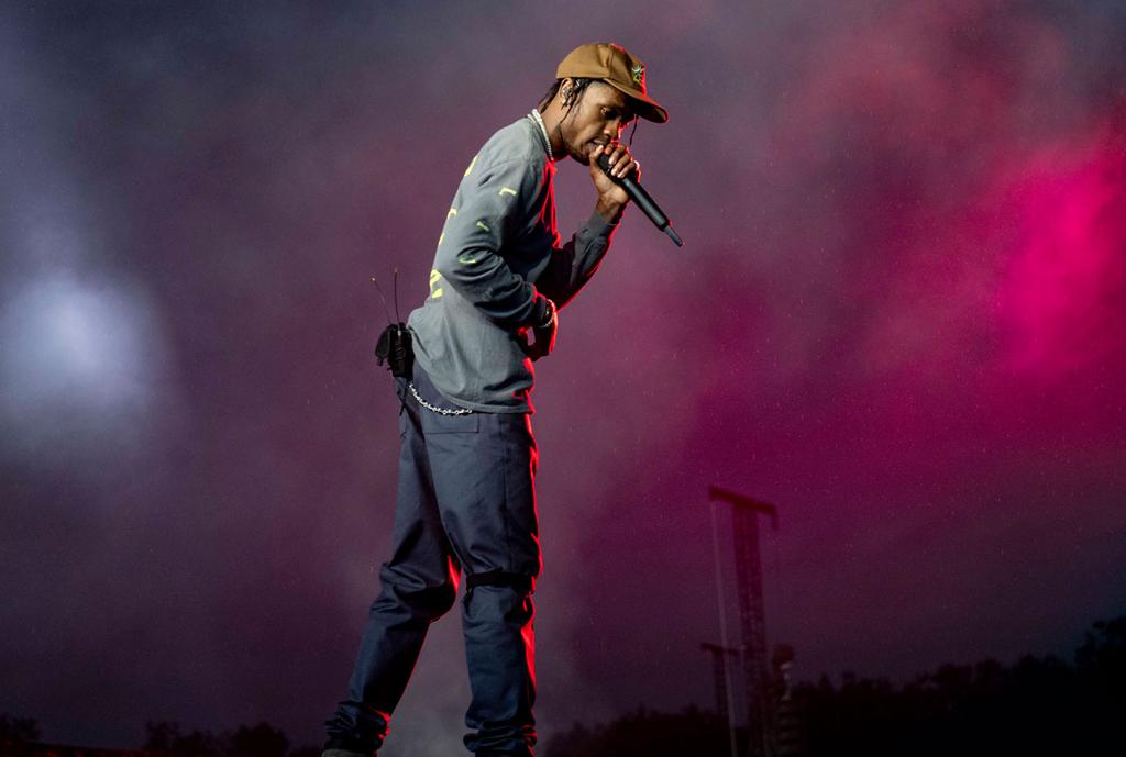 Chilling Video! Panicked Travis Scott Concertgoers Seen Rushing To Exit ...