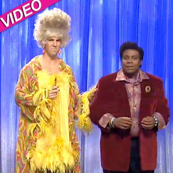 Eli Manning Scores Big On Saturday Night Live
