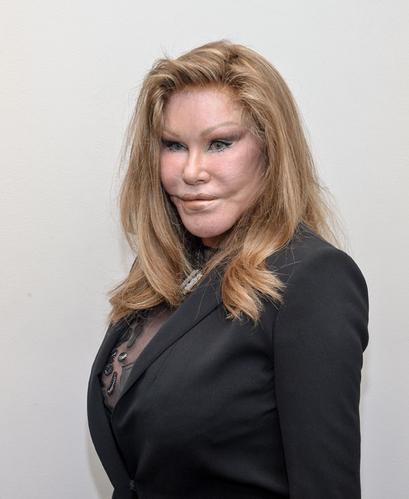 'Catwoman' Jocelyn Wildenstein Takes In Art Show In NYC –– Socialite ...