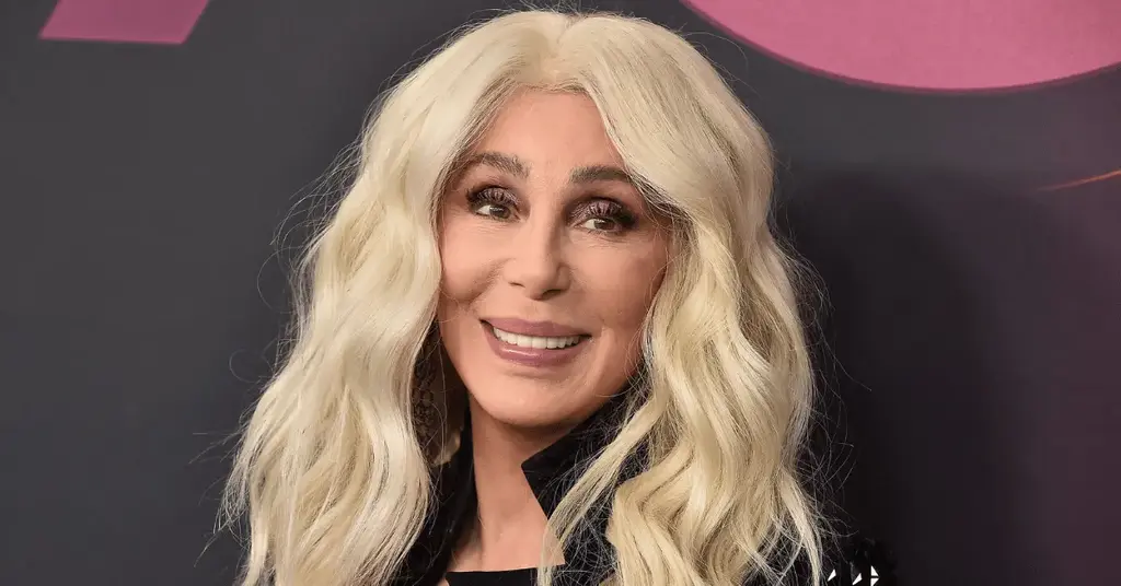 Cher Accused of 'Removing' Deed for Michael Jackson Artwork from ...
