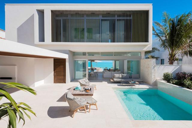 Jaw-Dropping Photos Of RHOBH's Kyle Richards And Mauricio Umansky's ...