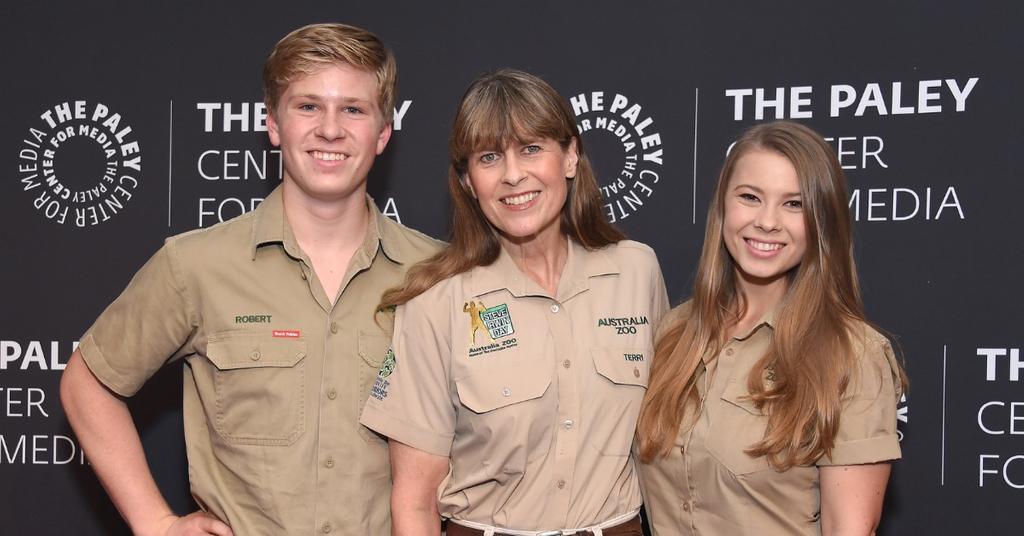Steve Irwin's Kids Are Putting Their Lives 'In Danger' With Zoo Stunts ...