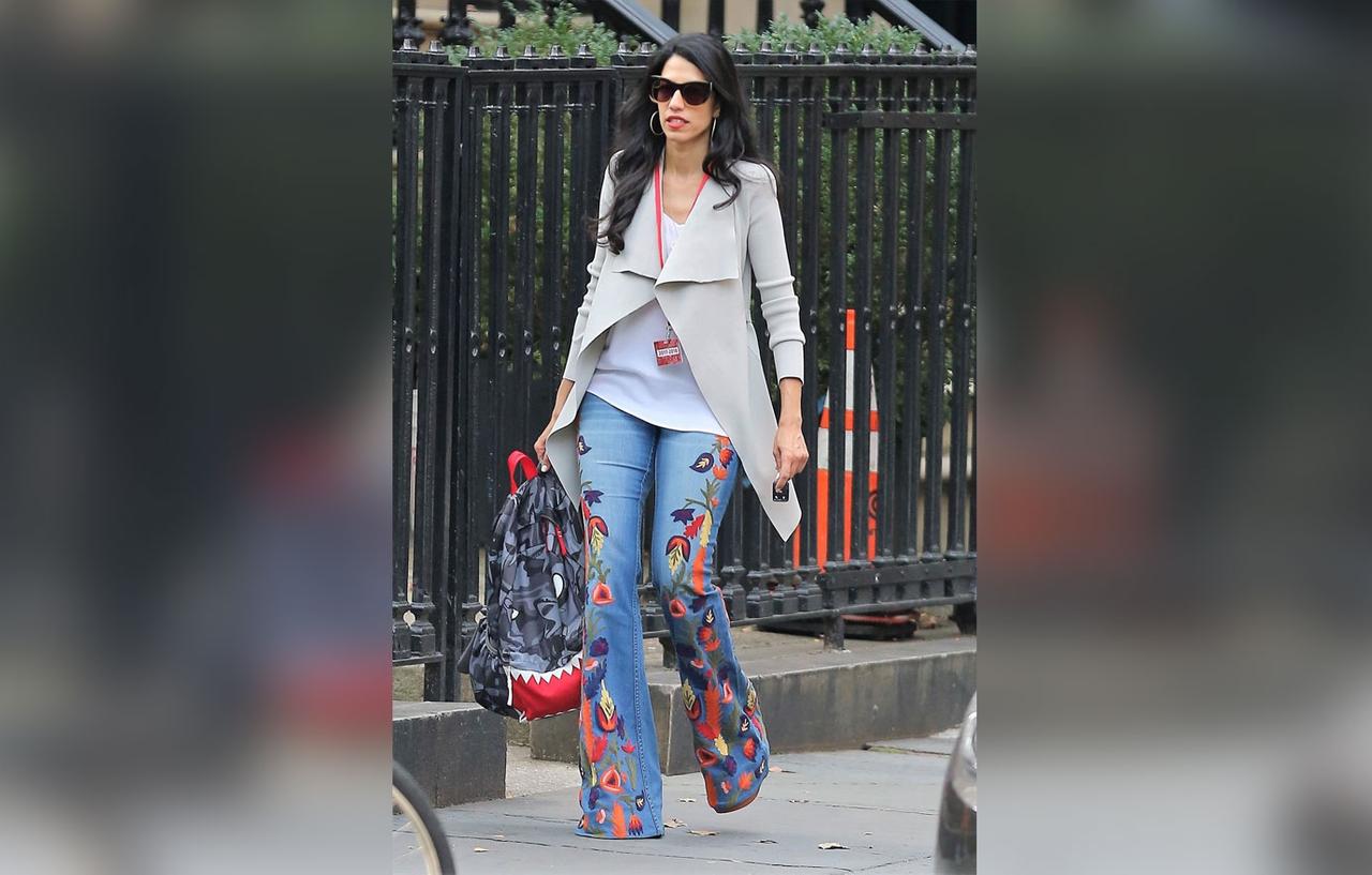 Huma Abedin Smiles With Kids After Anthony Weiner's Prison Sentence