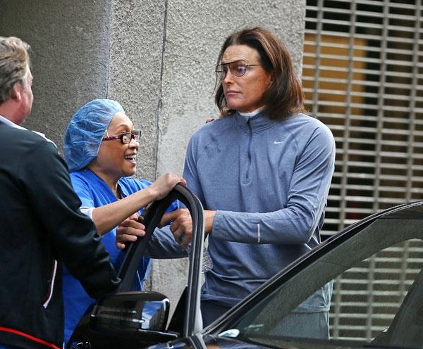 From Adam's Apple To Zebra-Striped Dress! Bruce Jenner's Sex Change ...