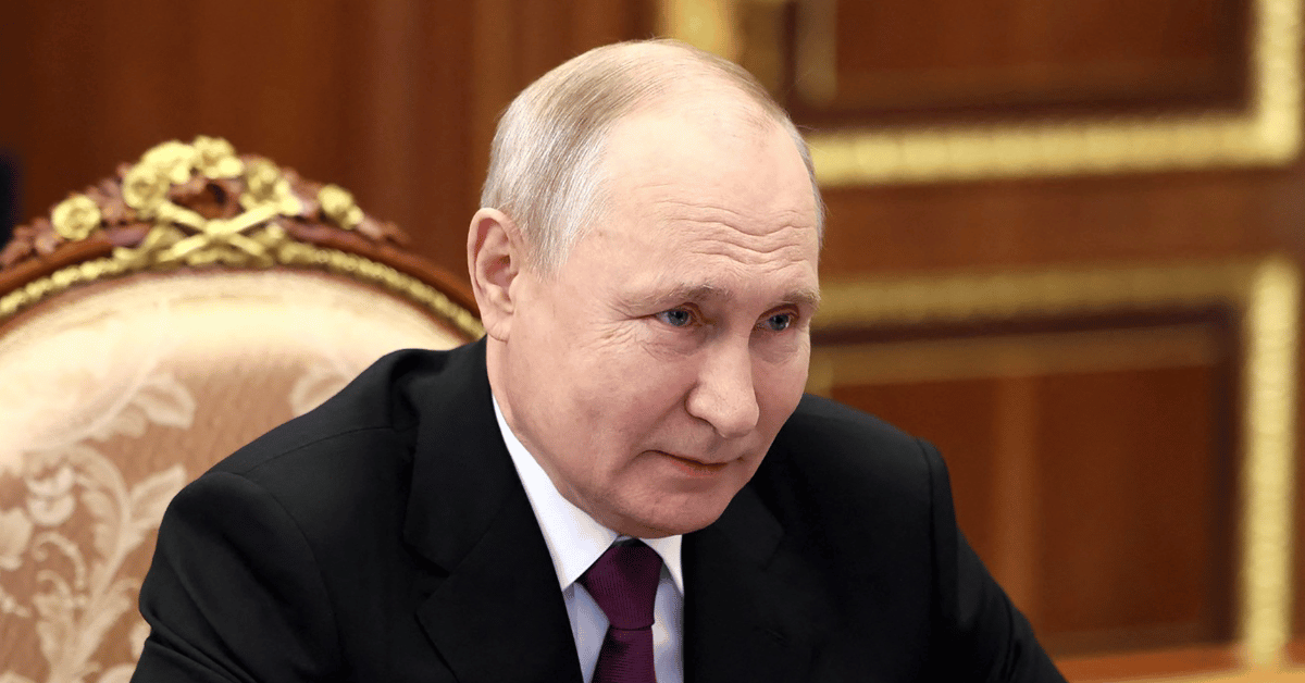 'Confused' Russian Soldiers Shoot at Each Other in Disturbing Video