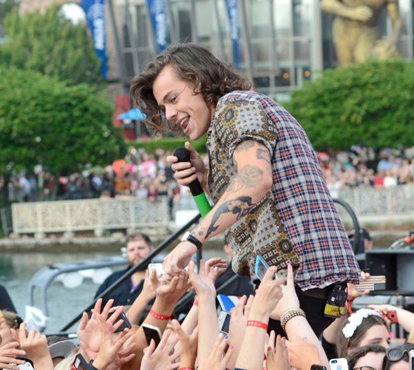 One Direction Performs On The Today Show