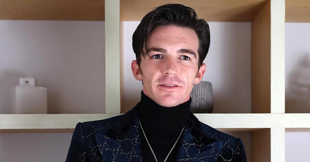 Drake Bell Enters Rehab Days After Being Spotted Huffing Balloons, Wife ...