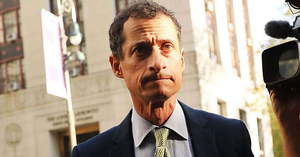 Anthony Weiner Sentenced: 21 Months In Prison For Underage Sexting