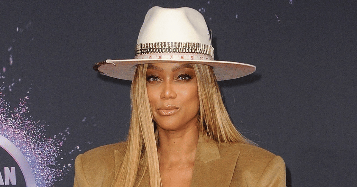 Tyra Banks Shocks Fans With 'Unrecognizable' Face at Paris Fashion Week