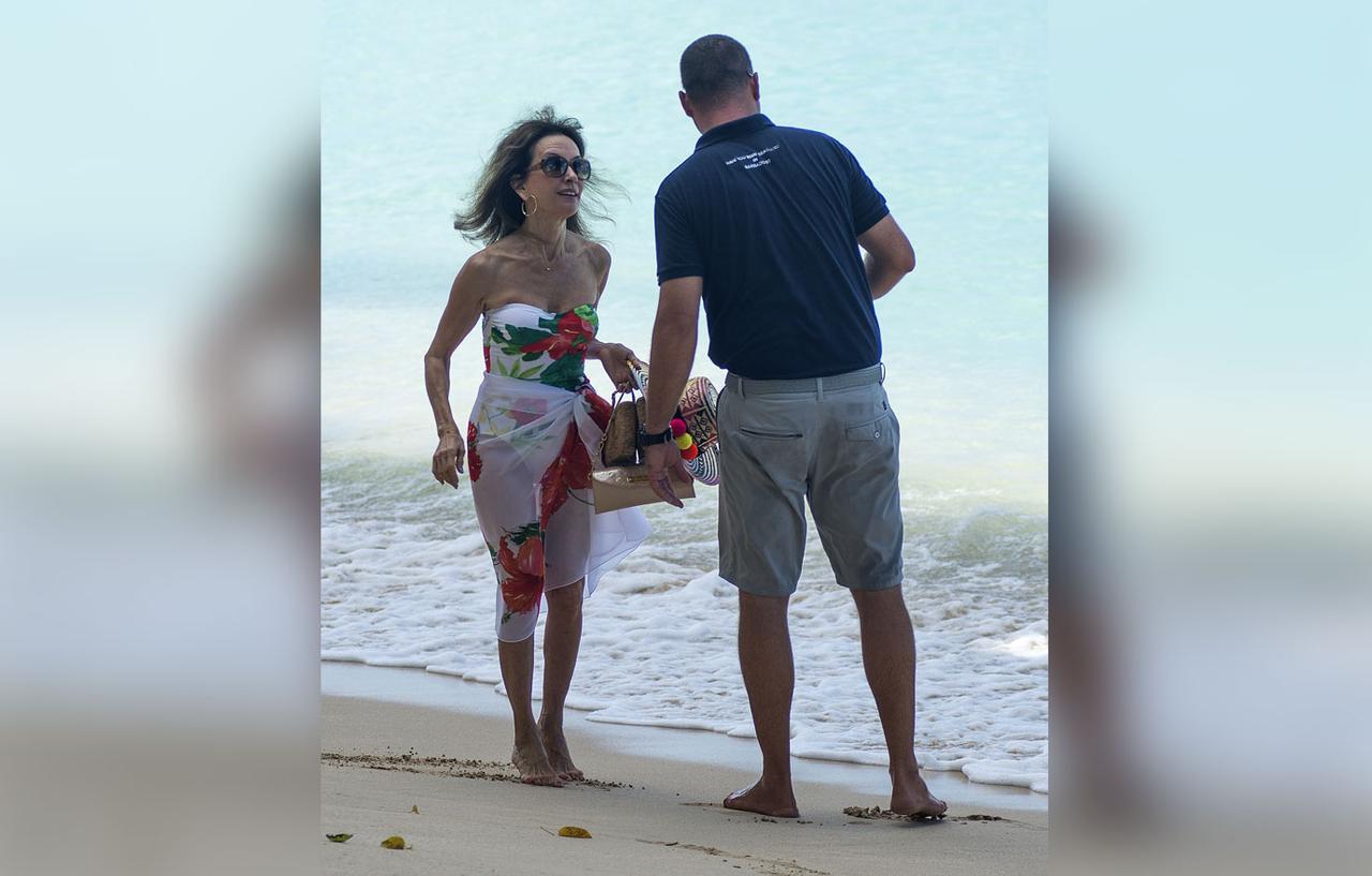 Susan Lucci Looks Scary Skinny In New Swimsuit Photos