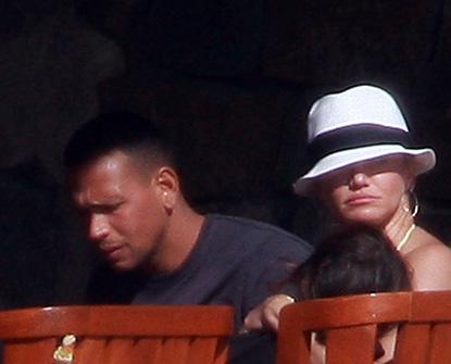 PHOTOS: Cameron Diaz And A-Rod Make It A Family Affair