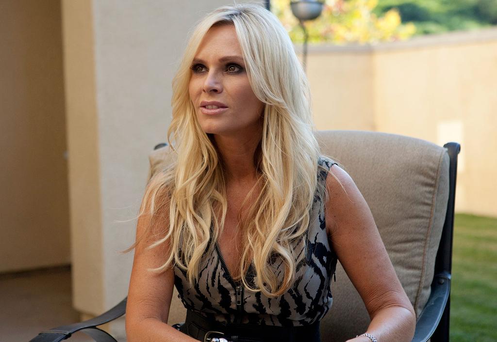 [PICS] ‘RHOC’ Star Tamra Judge Shows Off plastic Surgery In Old Photo