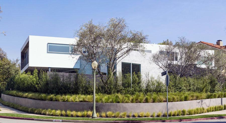 Blink-182’s Travis Barker Shells Out $4 Million For New Home – See Inside!