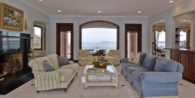 The House FOX Built: News Anchor Sean Hannity Selling $3.6M Long Island ...