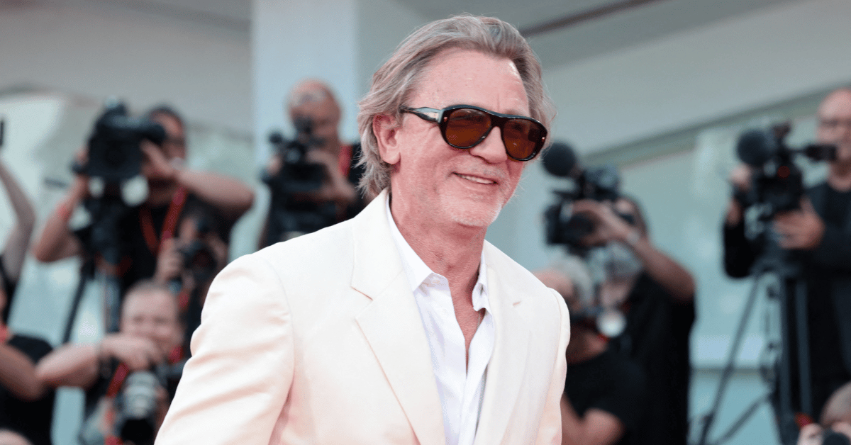 Daniel Craig Opens Up on Filming Homosexual Love Scenes in 'Queer'