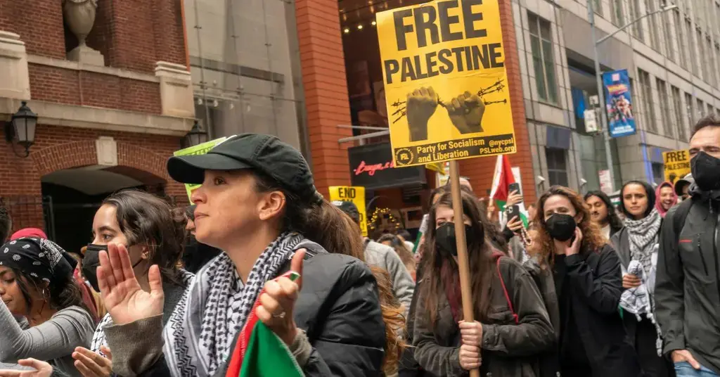 Jewish Teacher Forced To Hide As Students Riot At NYC High School