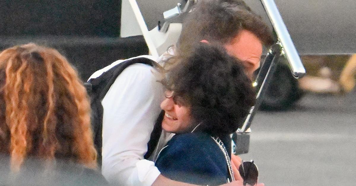 'Unhappy' Ben Affleck Looks Relieved After Exiting Jet With J Lo