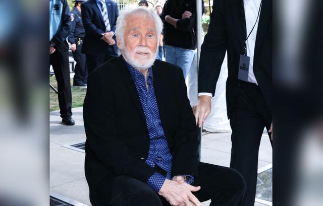 Kenny Rogers Secrets And Scandals Revealed