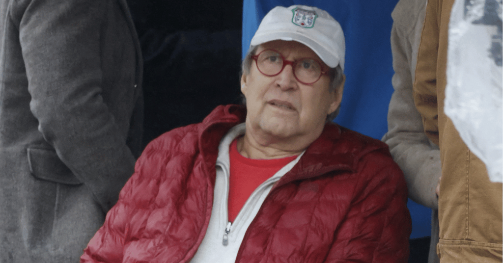 Chevy Chase's Friends Concerned For His Health, Fear Hard Lifestyle Has ...