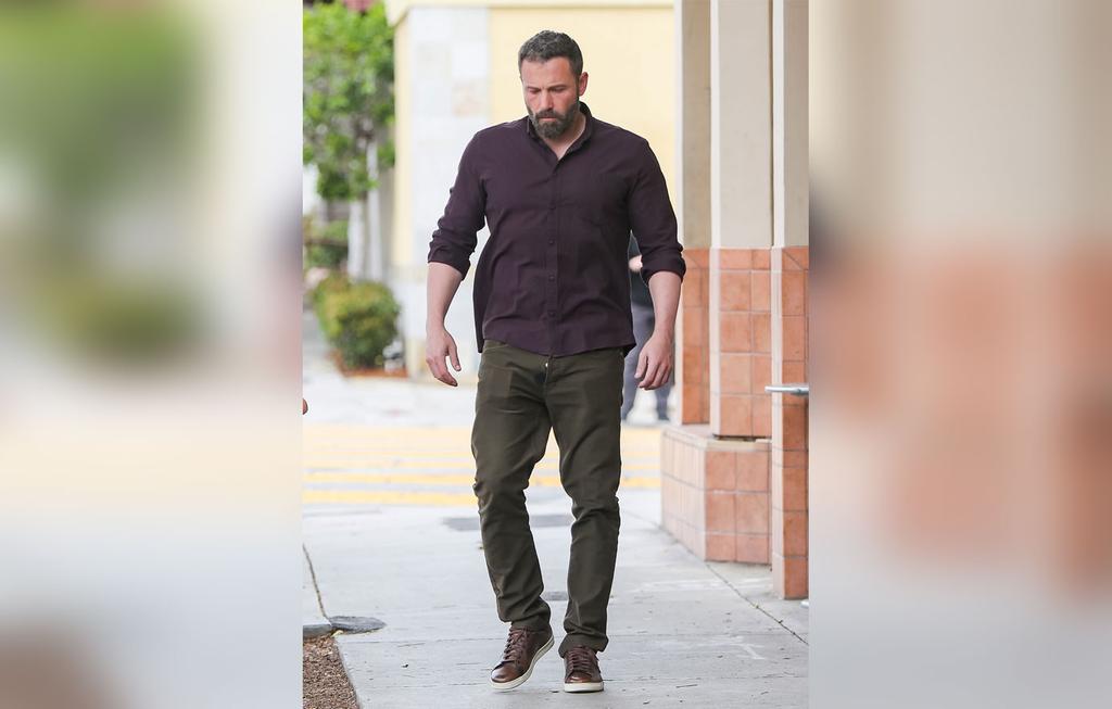 Ben Affleck 'Working Out To The Point Of Collapse'