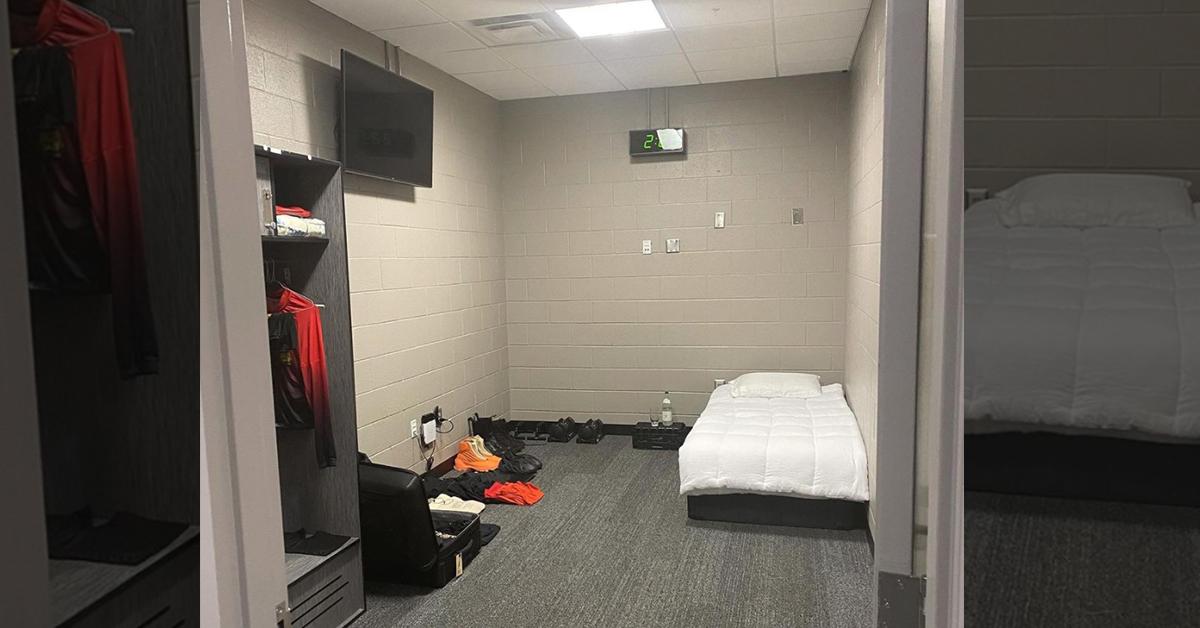 Kanye West's Bedroom Inside Atlanta's Mercedes-Benz Stadium Looks Like ...