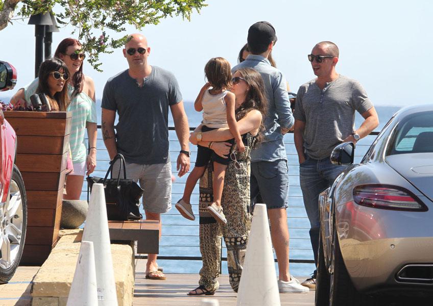 Real Father, Raw Fish: Scott Disick Takes Kourtney Kardashian & Mason ...