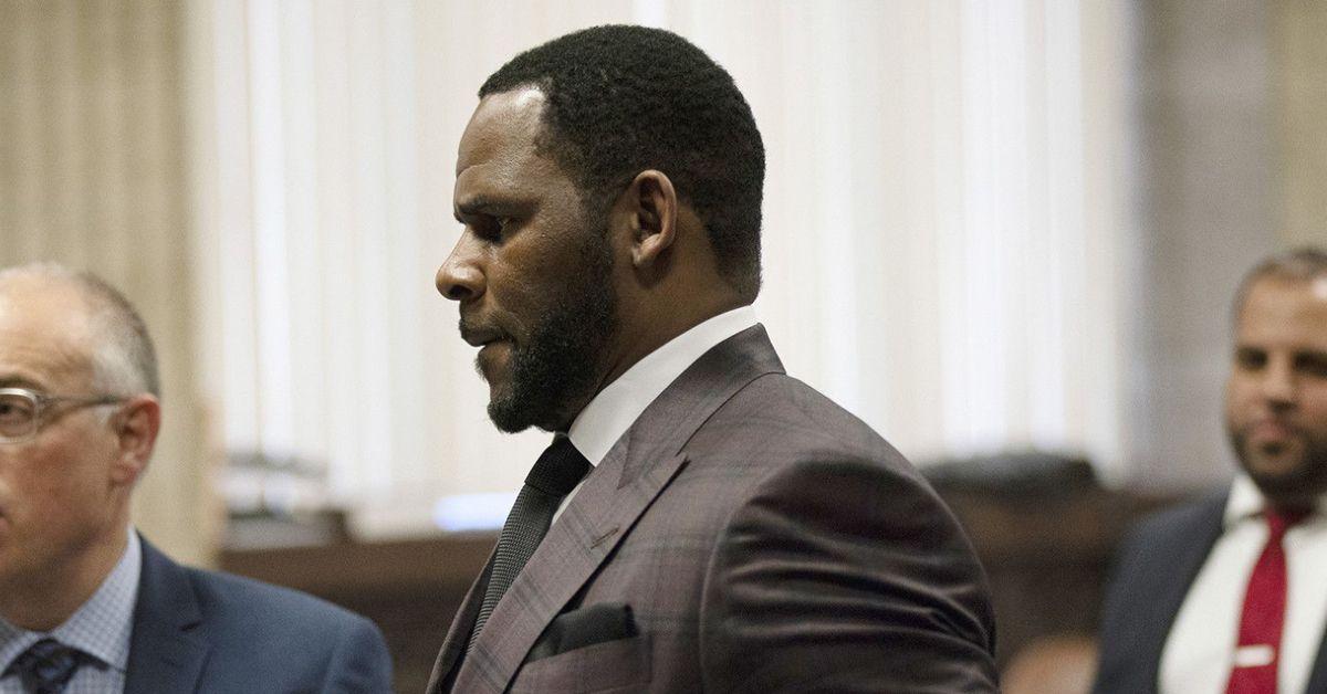 R. Kelly’s Victim Told Feds Singer Forced Her To Urinate In Cups