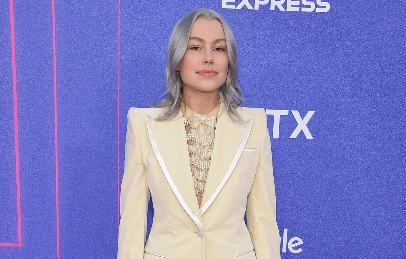 Singer Phoebe Bridgers Accuses Music Producer Of Leaking Confidential ...
