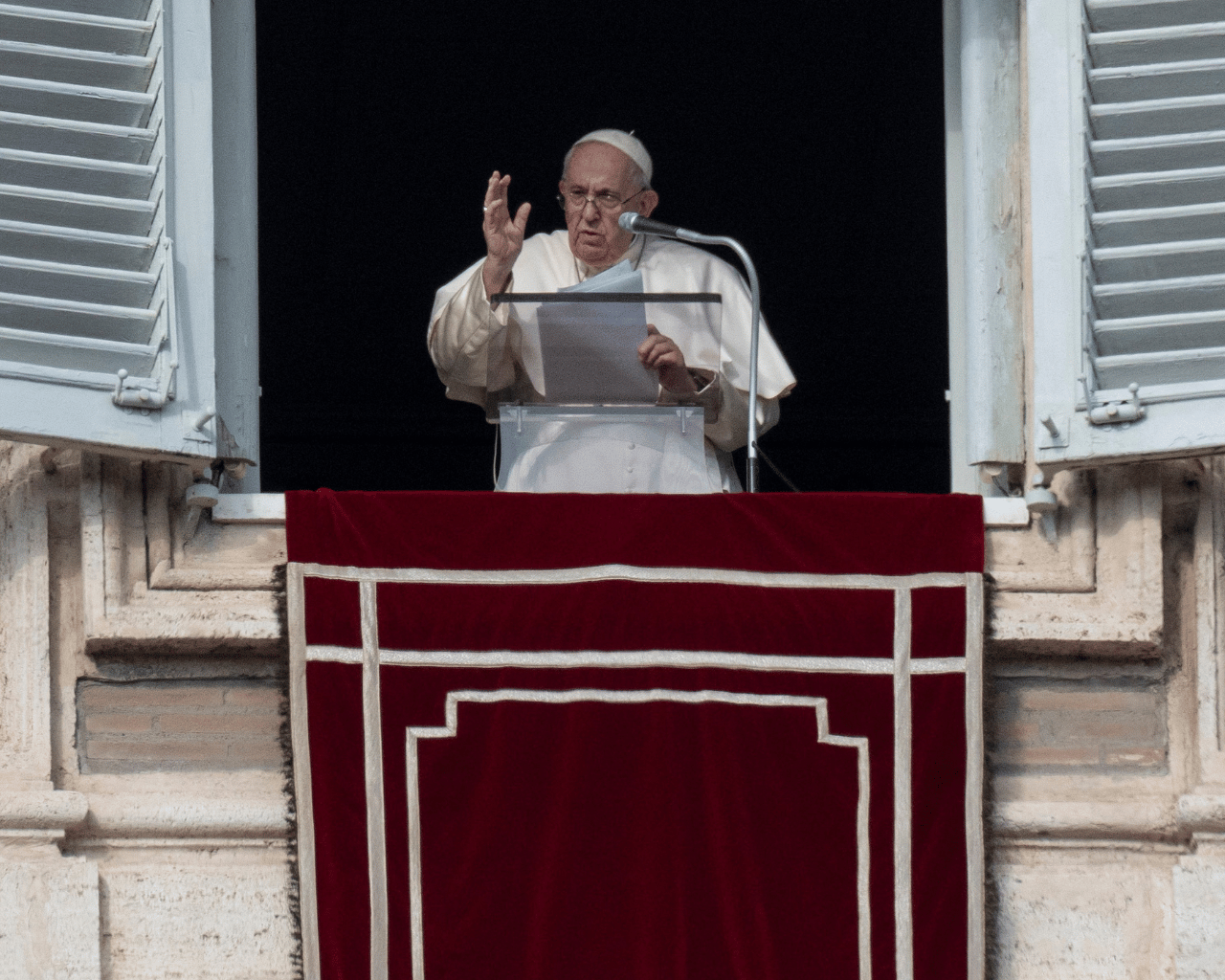 Vatican Conservatives' 'Secret Plan' To Force Pope Francis' Resignation