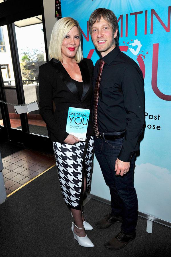 Feuding No More? Tori Spelling & Mom Candy Reunite For Brother Randy's ...