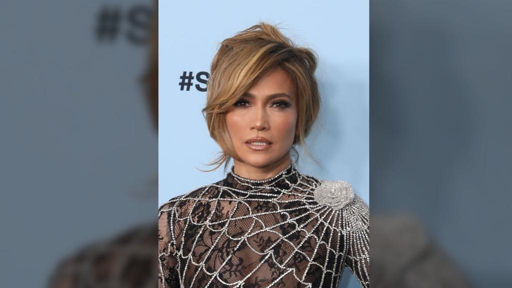 J. Lo Dumps Matt Damon, Ben Affleck, Axes Film Deal